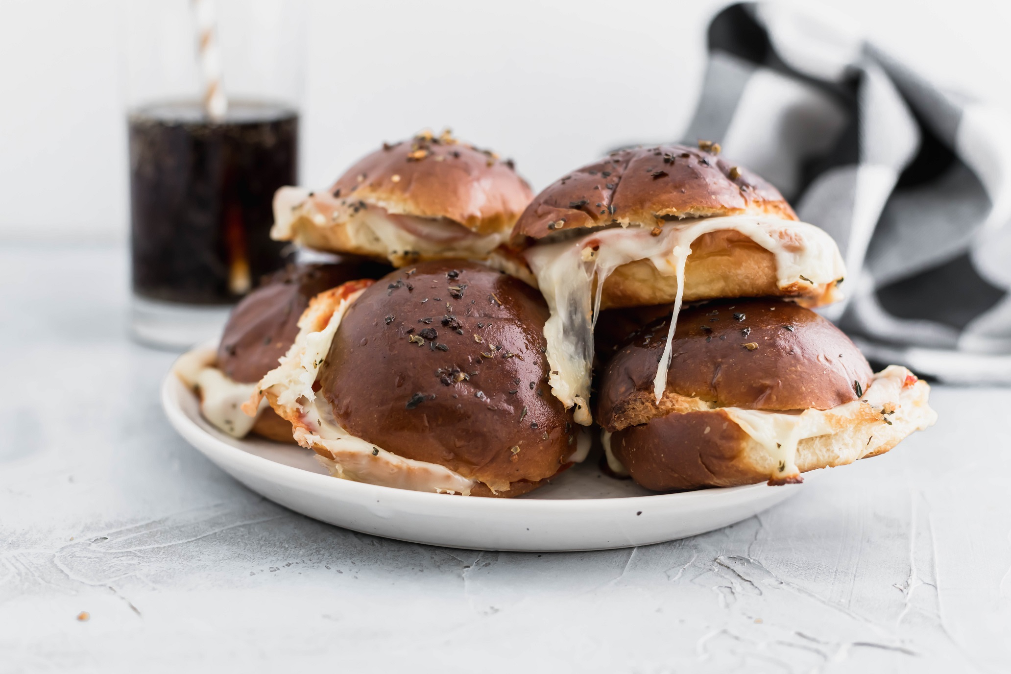 Easy Pepperoni Pizza Sliders - Meg's Everyday Indulgence